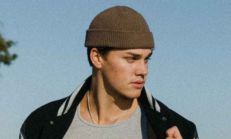 Noah Beck - Bio, Girlfriend, Family, Age, Height, Weight, Net-Worth...